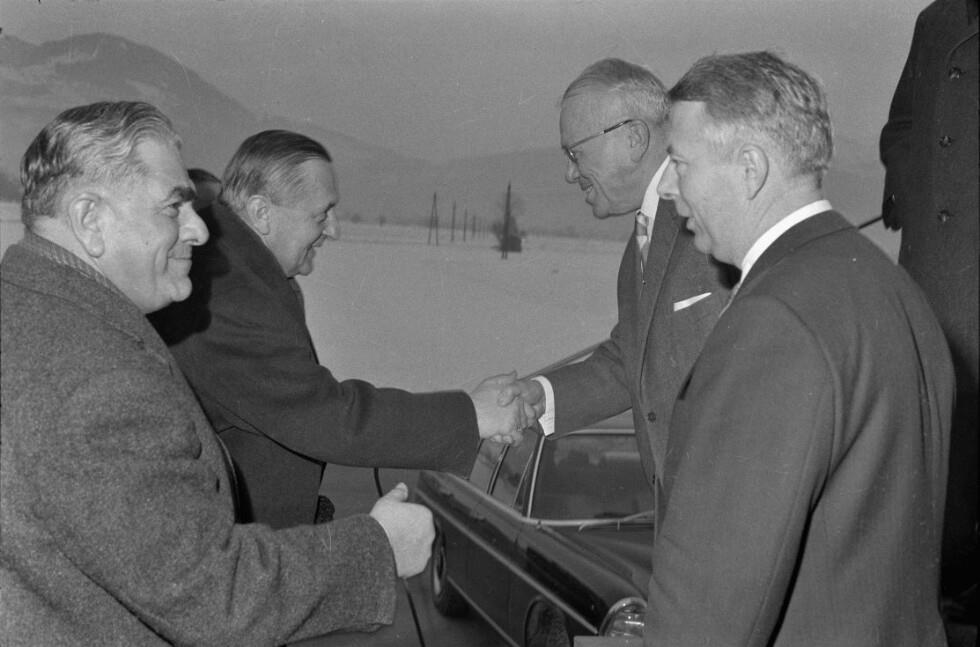 volare - Verkehrsminister Ludwig Weiß besucht die Fa. Hirschmann in ...